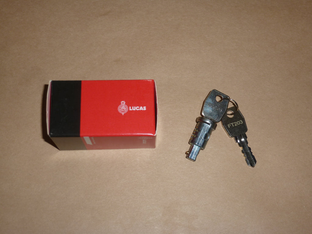 Genuine LUCAS Ignition Key Lockset BSA TRIUMPH NORTON 54335169 03-3044 ...